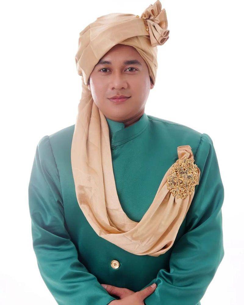 Fakta Abdul Azis Calon Suami Putri DA, Beri Panai Rp2 Miliar | Popmama.com